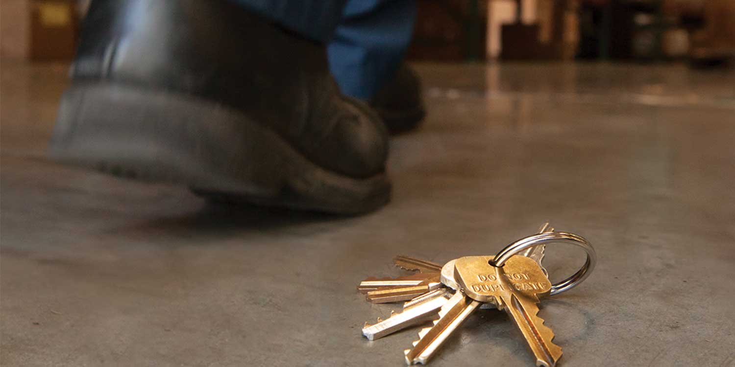 The Ideal Retractable Keychain – KEY-BAK