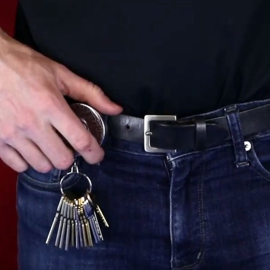 ORIGINAL Retractable Keychain in Vintage Chrome or Vinyl Black – KEY-BAK